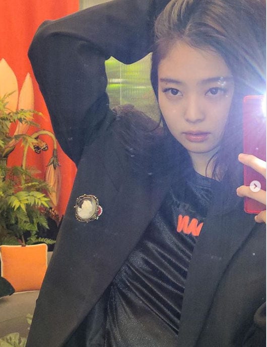 BLACKPINK Jennie Shared Behind-the-Scene Photos from Her Recent ...