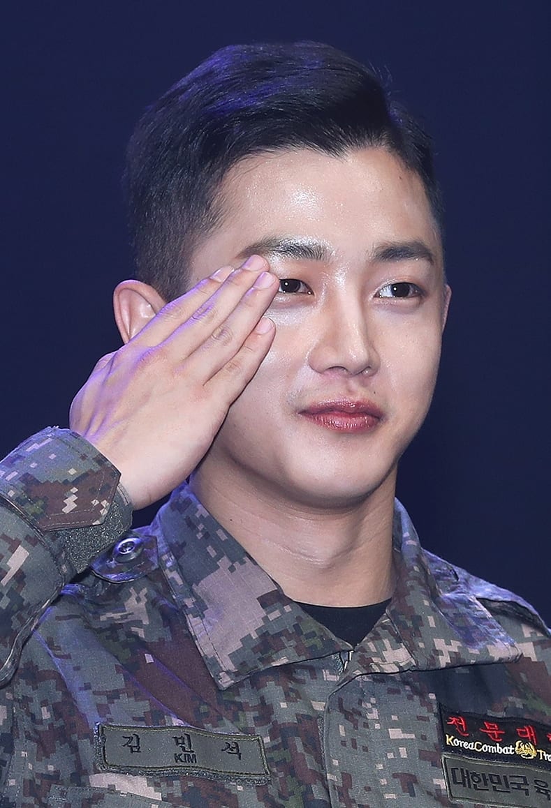 SHINee’s Onew & Actor Kim Min Seok to Be Discharged from the Military ...