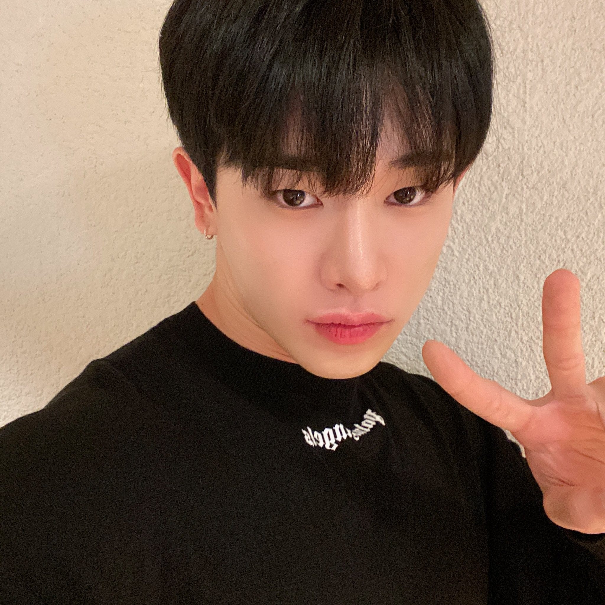 ‘Solo Comeback’ Wonho Surprises His Fans by Releasing His Official Logo ...