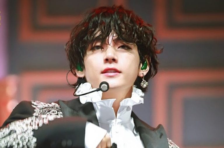 BTS V’s New Sign on “BANG BANG CON” Goods Proves His Love for ARMY ...