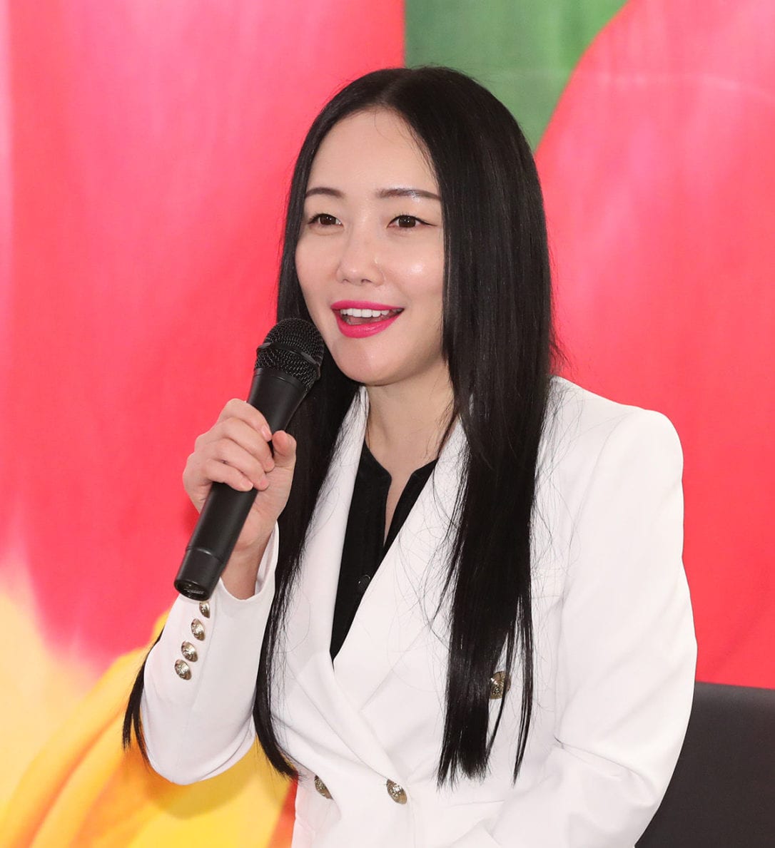 Nancy Lang Opens Up About Her Life After Divorce - ZAPZEE - Premier ...