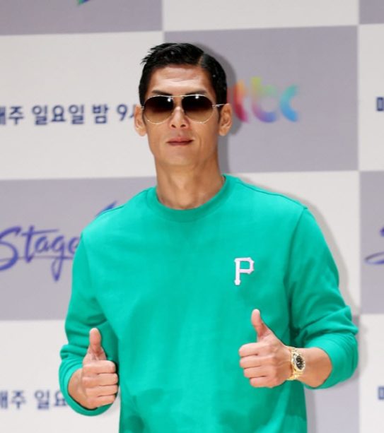 ‘Wassup Man’ Joon Park Donates 10 Million Won Including Proceeds From ...