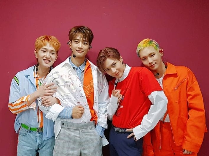 "SHINee Is Back" SHINee Heralds Their Comeback at the SMTOWN Concert ...