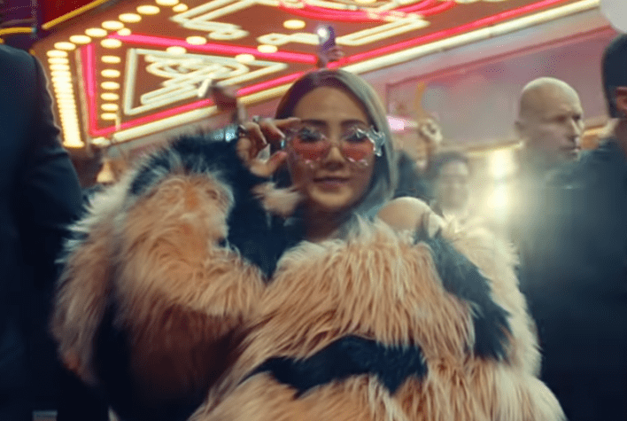 CL Becomes the First Korean Female Solo Artist to Appear on American TV ...