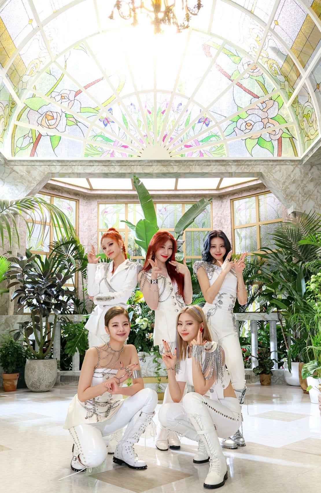 ITZY Entered the Billboard 200 for the First Time - ZAPZEE - Premier ...