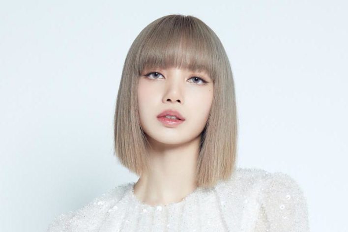 BLACKPINK’s Lisa Is All Ready Go Solo; She Showed Her Forehead for the ...