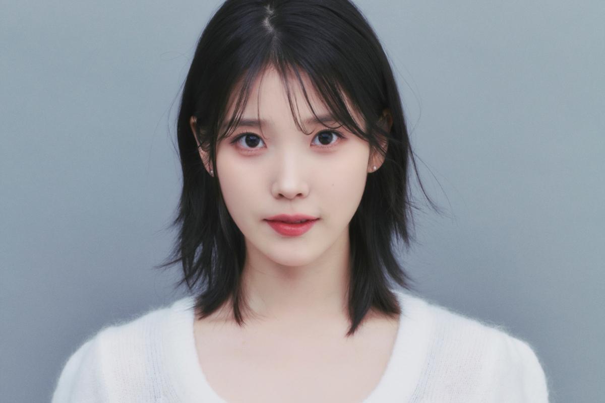 IU Celebrates Her 15th Anniversary With A Generous 300 Million KRW Donation IU Celebrates Her 15th Anniversary With A Generous 300 Million KRW Donation