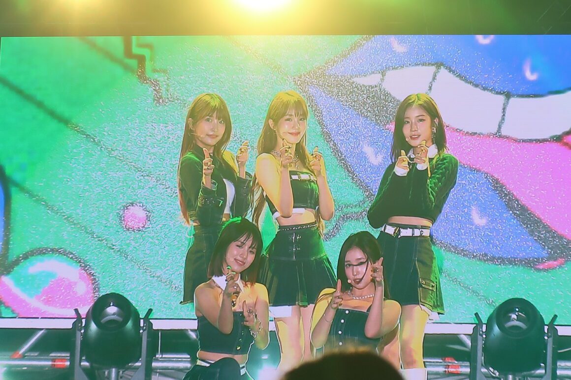 Relive The Moment With BTOB, Oh My Girl, tripleS, and More Photos From The INK Concert - ZAPZEE ...