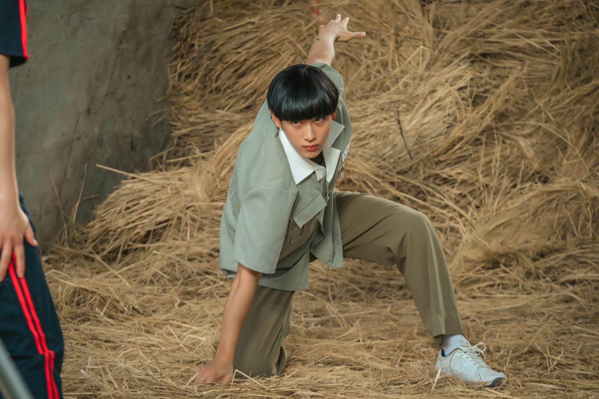 'Boyhood' Review: Yim Si Wan's Acting Metamorphosis in Teen Drama ...