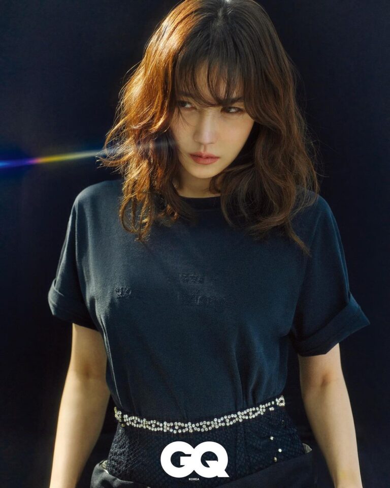 Lee Ji Ah Stays Unshaken in 'Queen of Divorce' Despite Her Own High ...