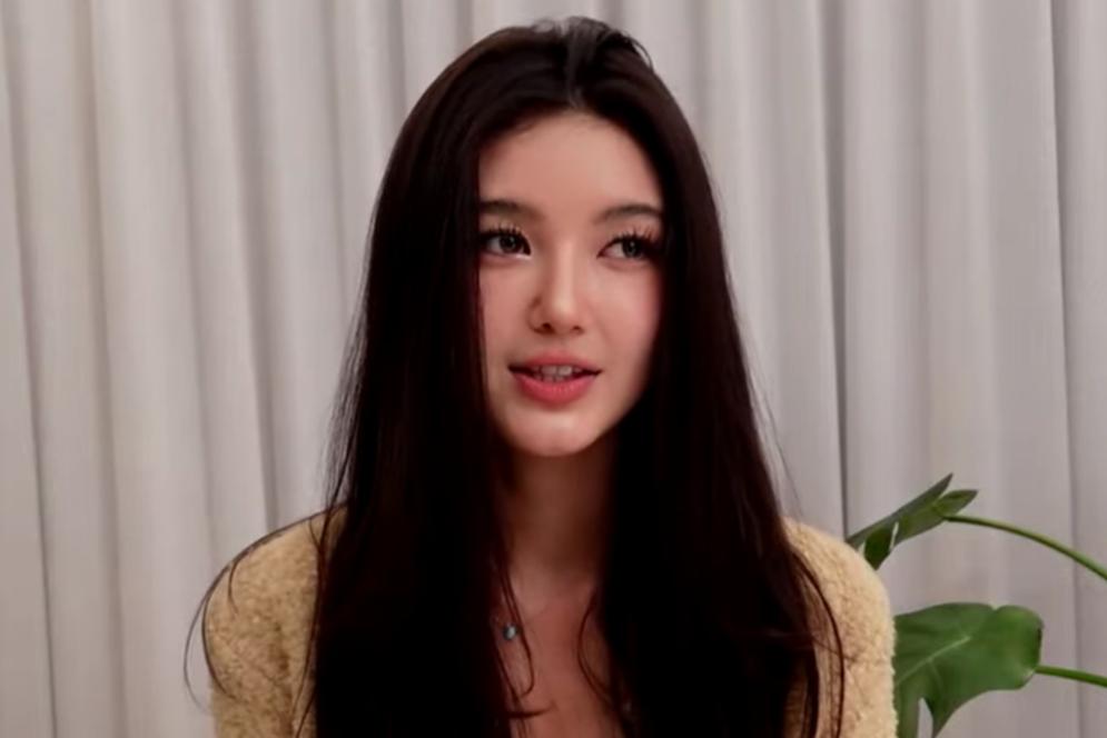 Danielle Faces Mixed Reactions After Tearful Livestream Following ...